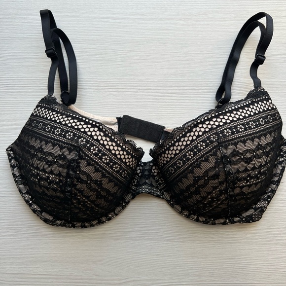 Victoria's Secret | Intimates & Sleepwear | Victorias Secret Demi Bra ...